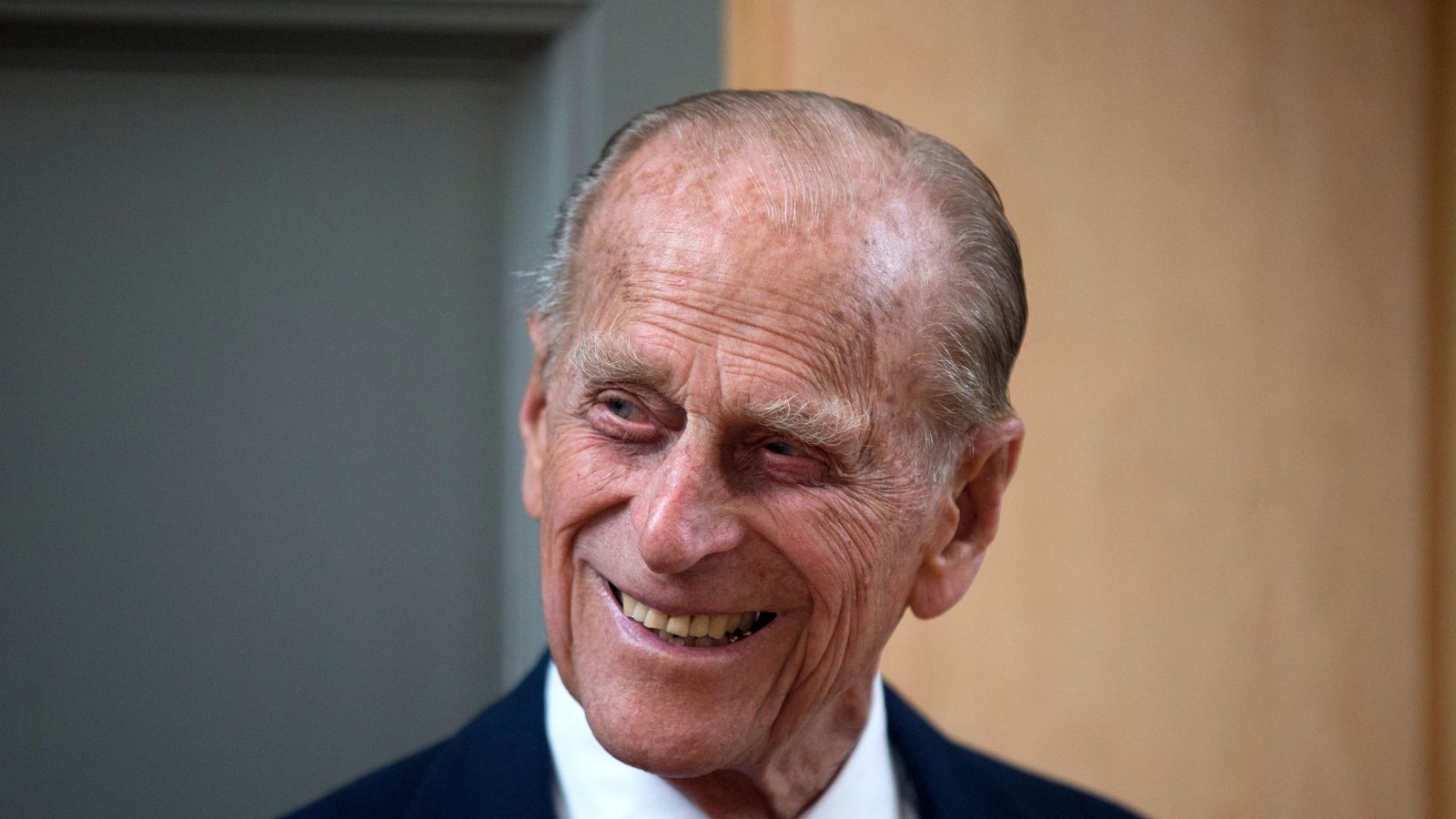 Prince Philip Letters to Princess Diana - Prince Philip Took Diana's ...