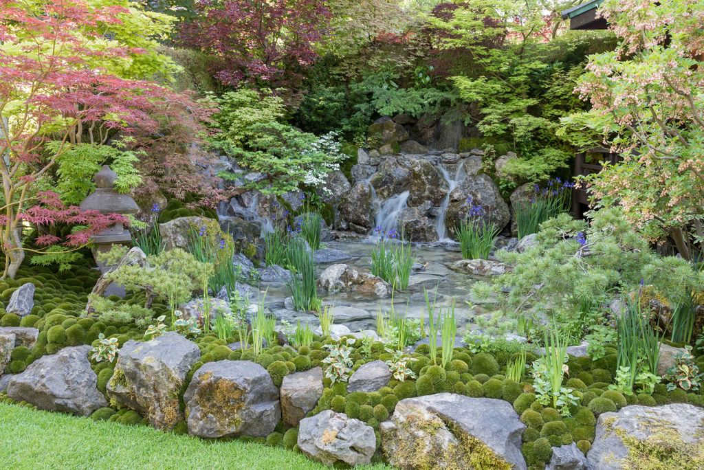 Pagoda ideas: 12 stunning structures for Japanese-inspired plots ...