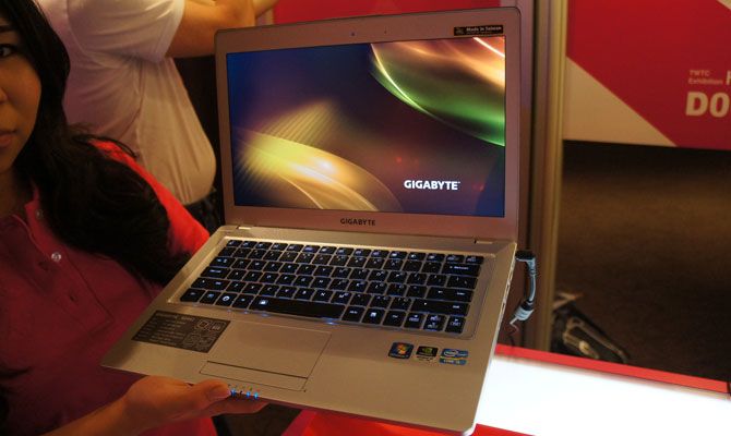 Gigabyte U2442: High-End Nvidia Graphics in a Ultrabook | Ultrabooks ...