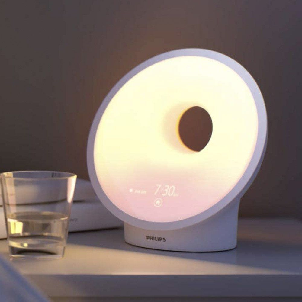 Improve your mornings with the Philips SmartSleep wake-up lamp on sale ...