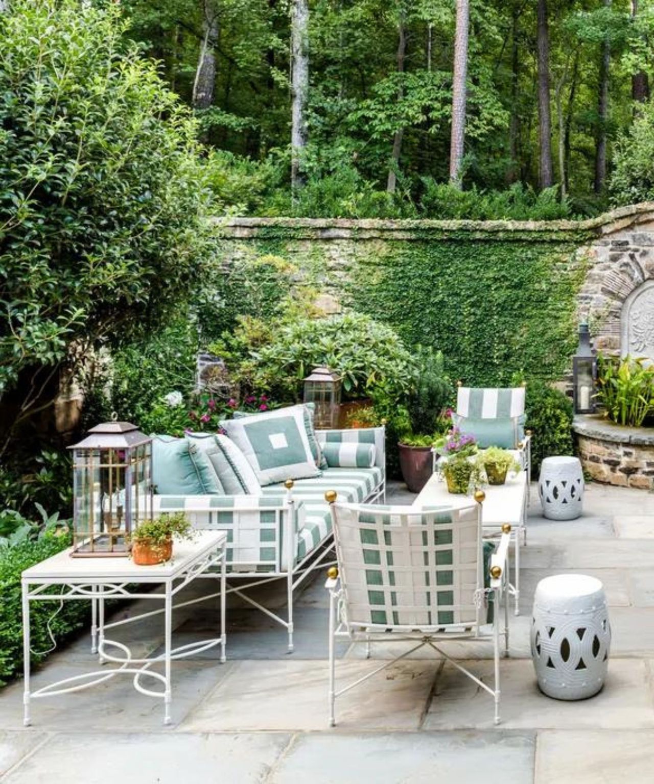 10 outdoor decorating trends that are going to be everywhere in 2025 ...