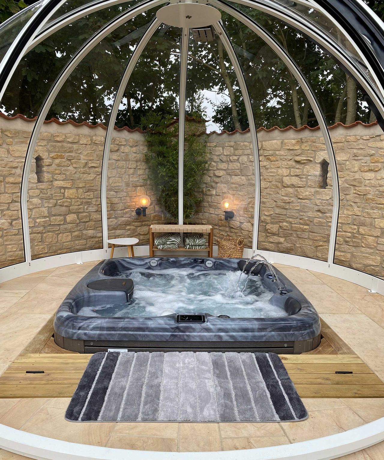 Hot tub ideas: 20 solutions for a luxurious outdoor spa | Gardeningetc