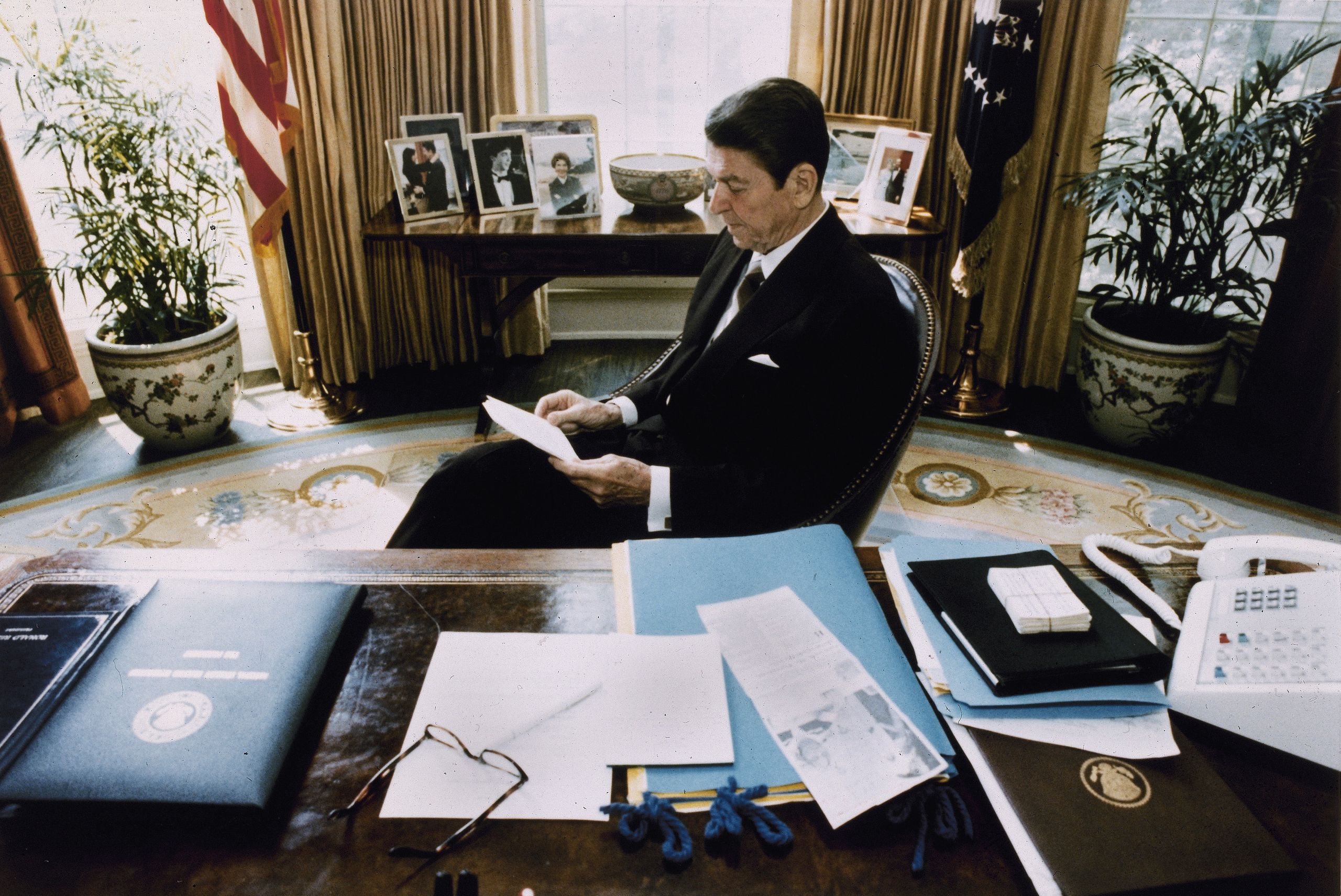 Why Ronald Reagan enthusiastically signed America's first real gun ...
