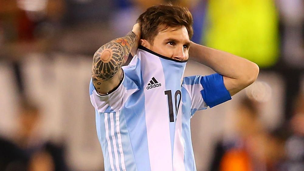 Messi retirement highlights implosion of Argentinian football | FourFourTwo