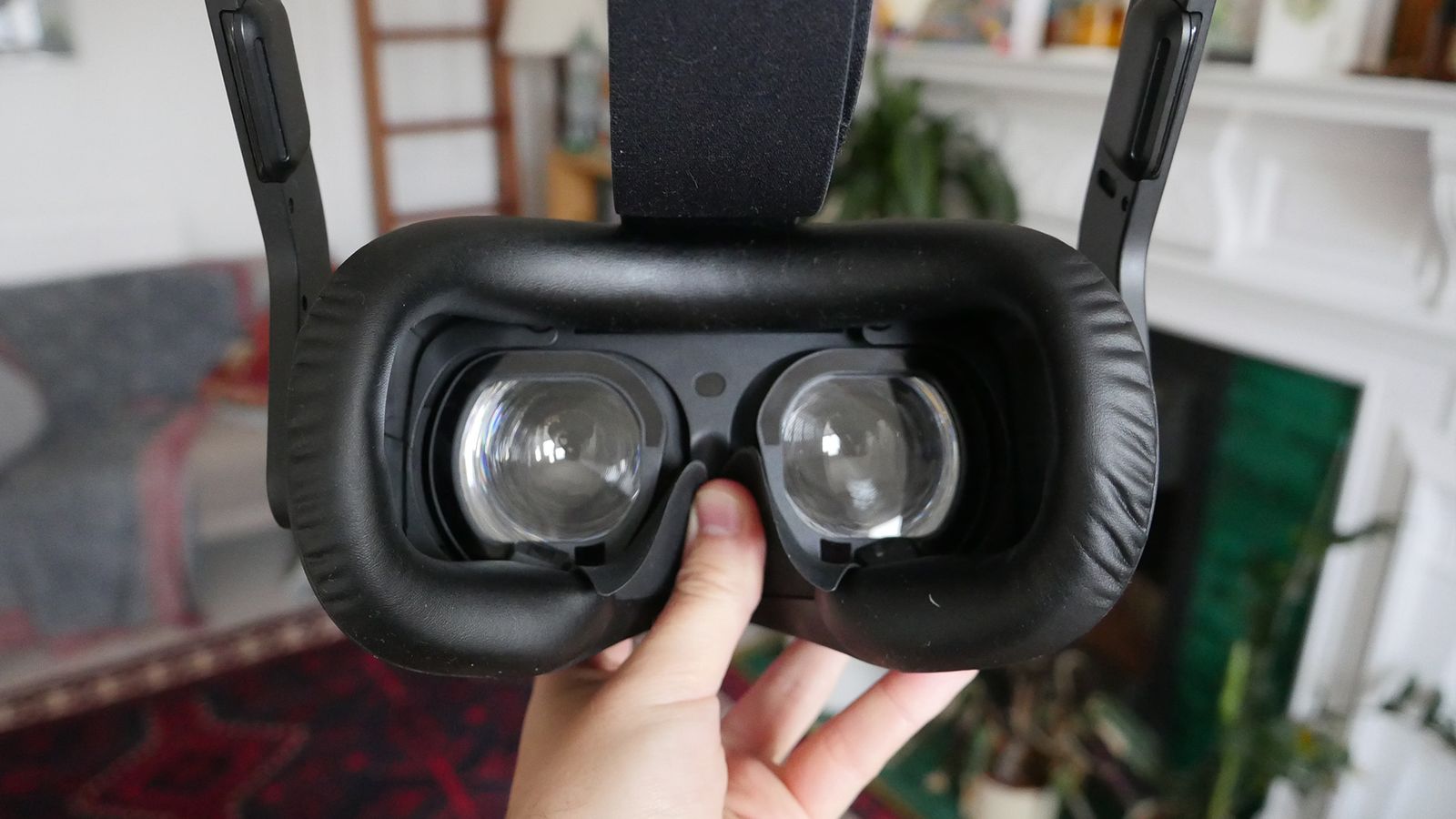 HTC Vive Focus Vision review: VR perfection? | T3