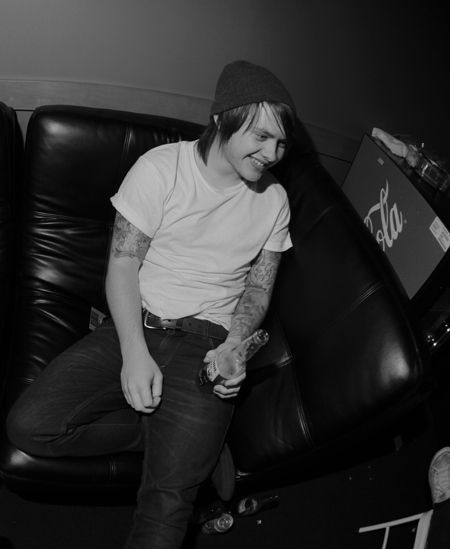 Bring Me the Horizon Tour Blog: Week 2 - Lee Malia's Gear | Guitar World