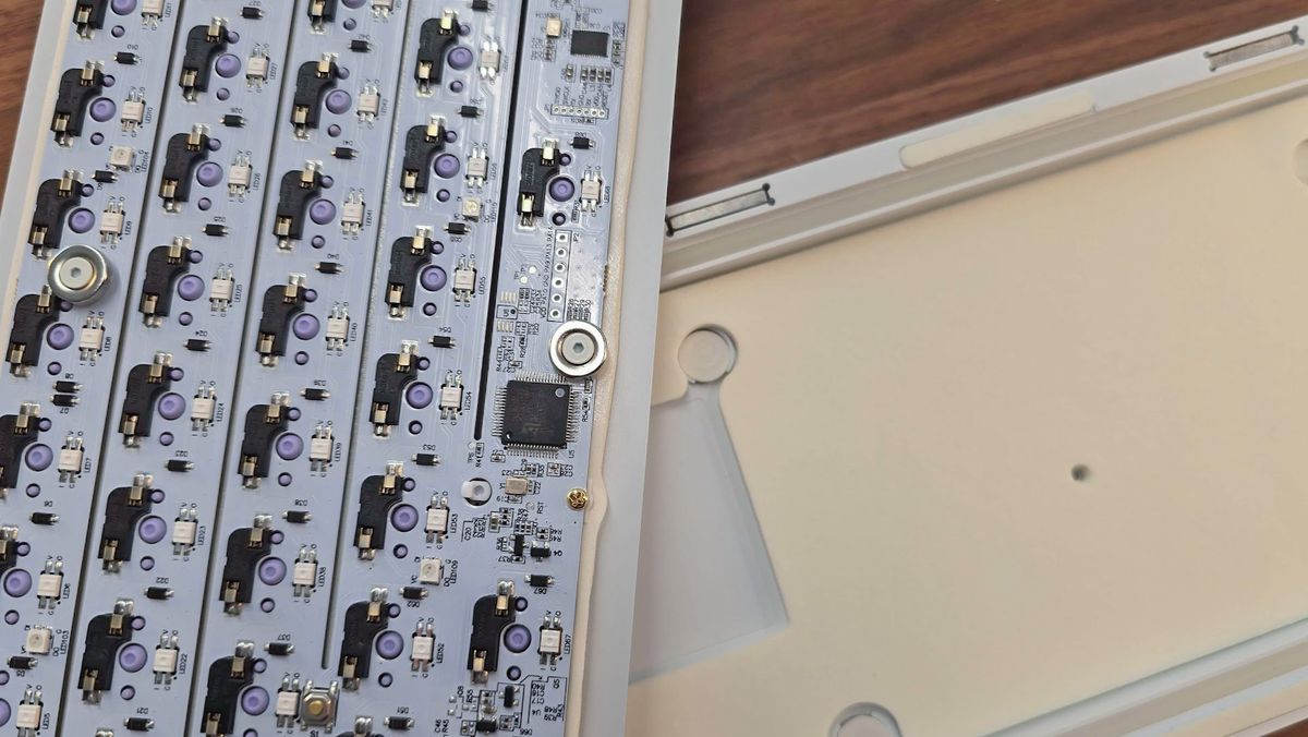 WhiteFox Eclipse High Profile Review: Reinventing a Legend | Tom's Hardware