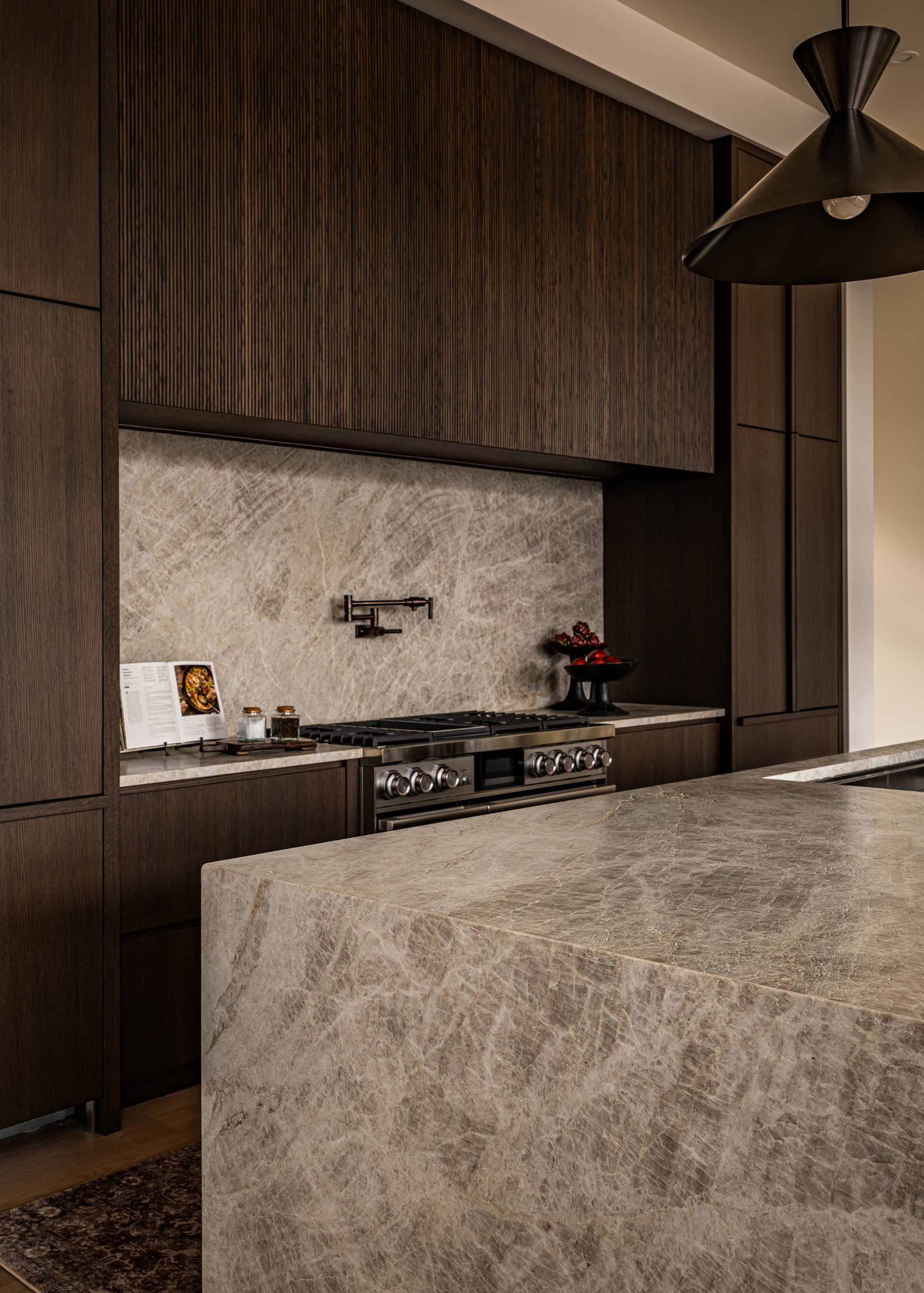 Leathered Countertops —Everything You Need to Know About Them | Livingetc