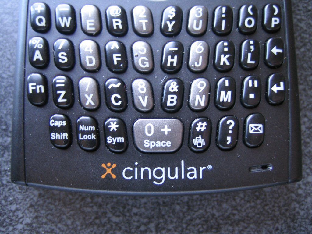 Giant ATT-Cingular 3G WM5 Smackdown: Treo 750 vs. 8525 vs. Blackjack ...