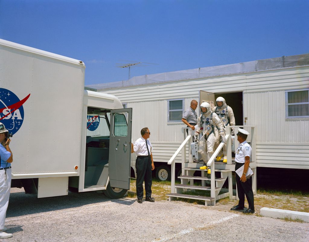 Gemini IV: Inside NASA's First Spacewalk Mission (Photos): Page 2 | Space