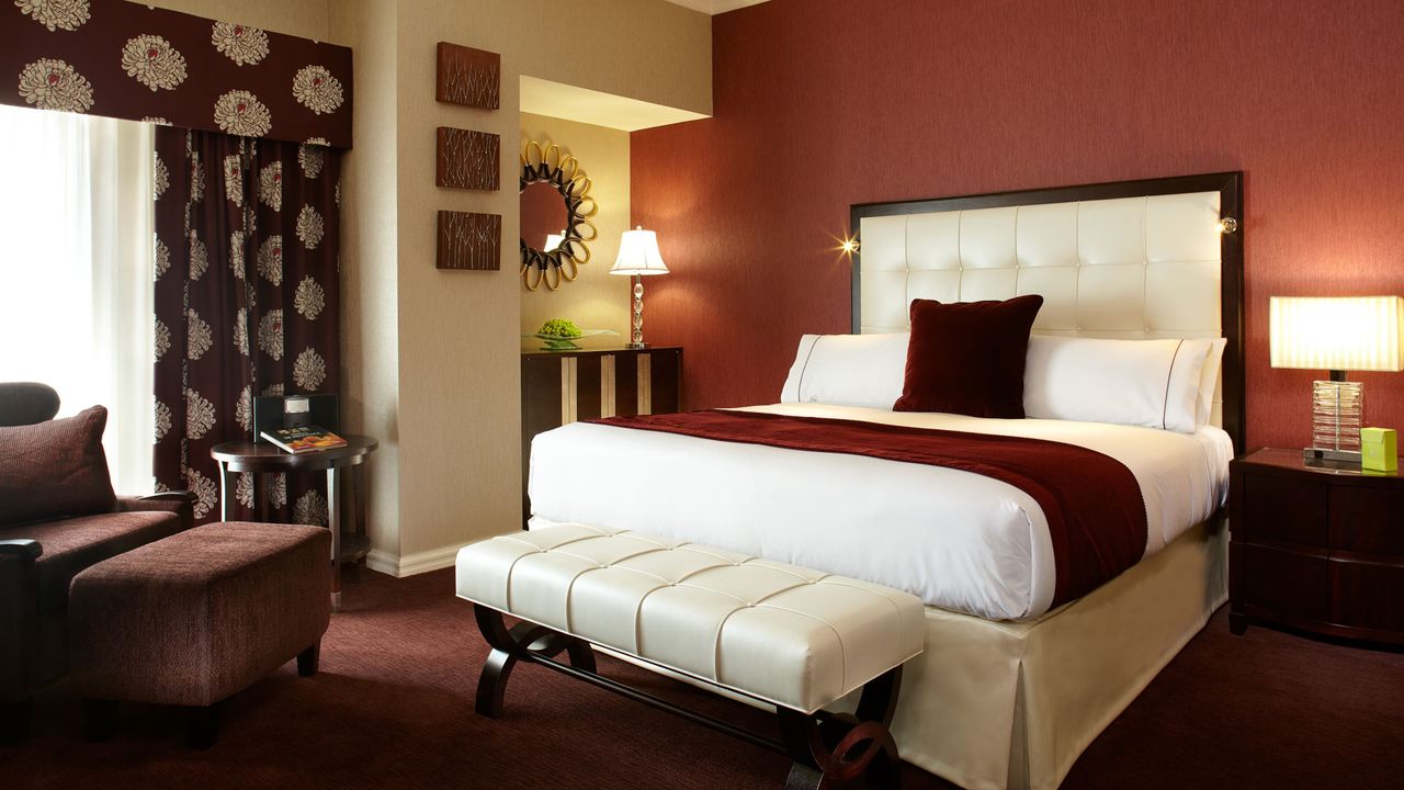 Weekend Trip Guide: Where to Stay, Eat, and Drink in Montreal | Marie ...