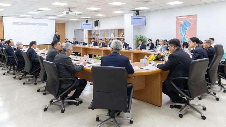 Taiwan produces 90% of the world's AI servers – raising concerns as US ...