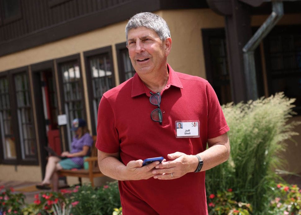 Former NBCUniversal CEO Jeff Shell Forfeited $43.3 Million in ...