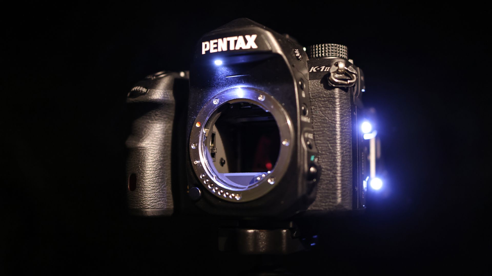 STILL NOT DEAD: Pentax is working on a brand new full-frame DSLR ...