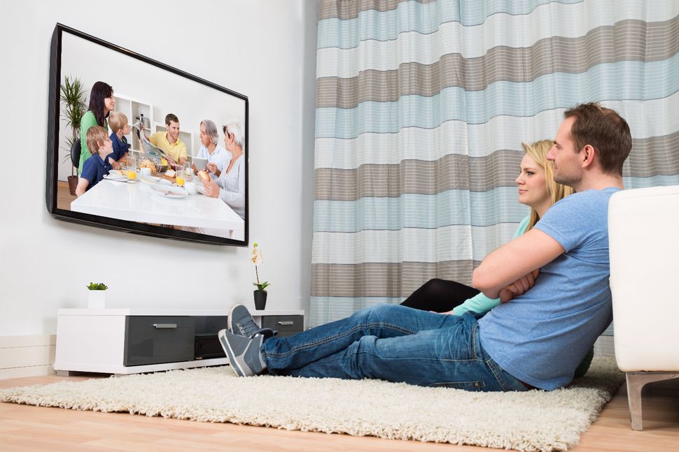 3 Experts Tell Us How Much to Spend on a TV (and 7 Other Buying Tips ...