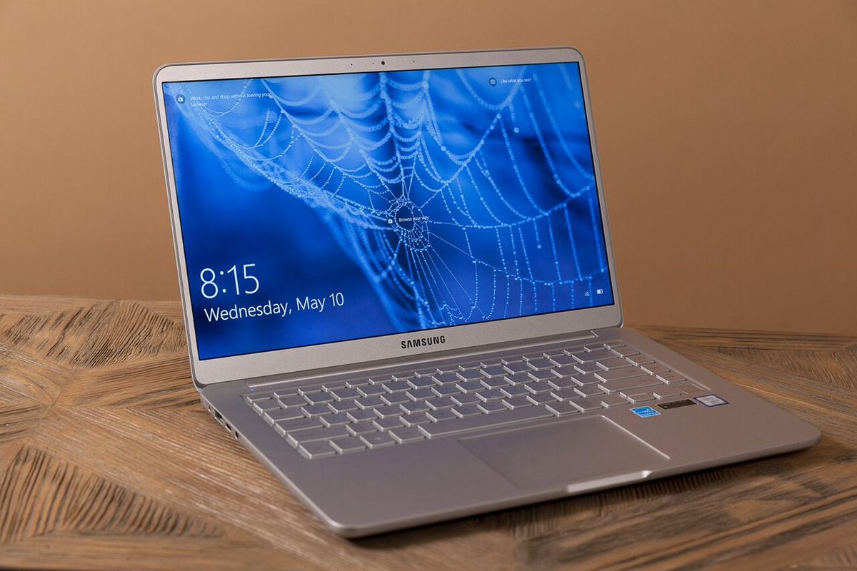 Samsung Notebook 9 (15-inch) Review: Big Screen, Feather-Light Body ...