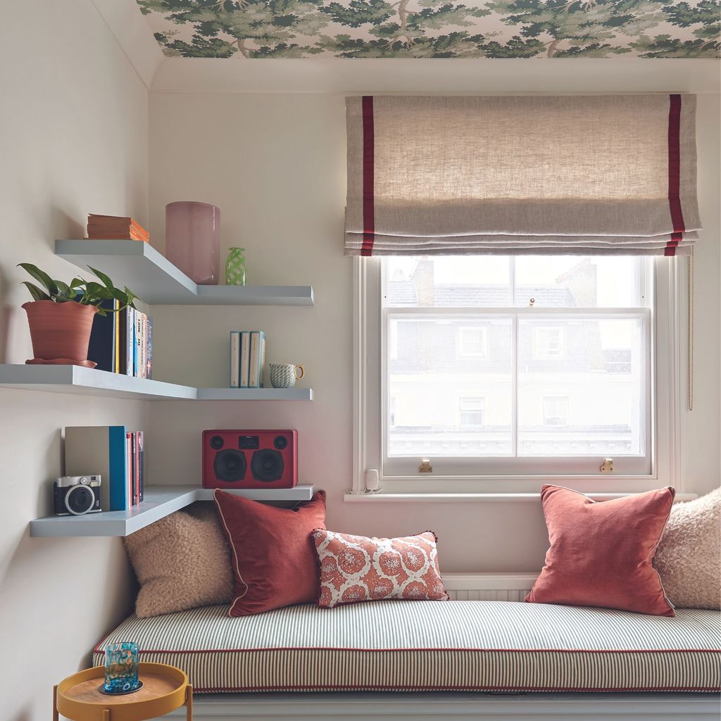 Cosy snug room ideas to create an indulgent and relaxing spot | Ideal Home