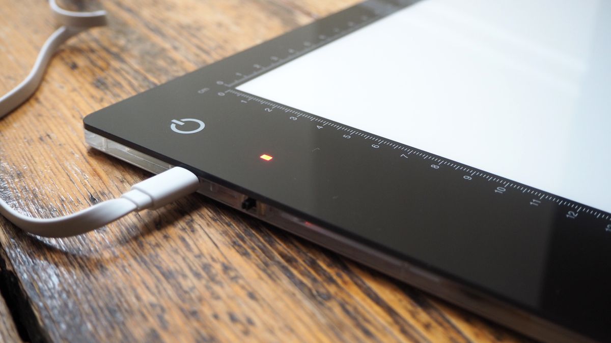 Kaiser Slimlite Plano LED lightbox review | Digital Camera World