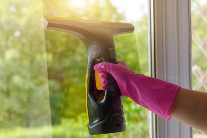 How I use a window vac to beat condensation, and my Black Friday deal ...