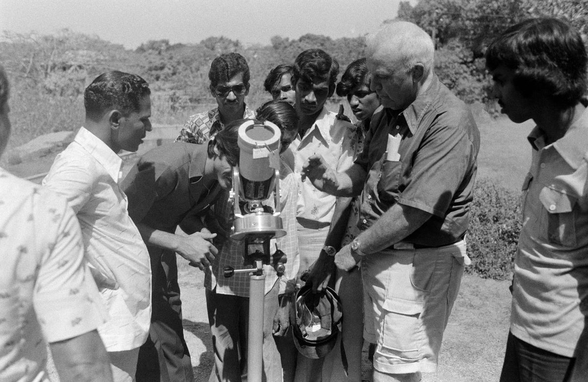 Solar eclipse viewing through history: A roundup of some of the best ...