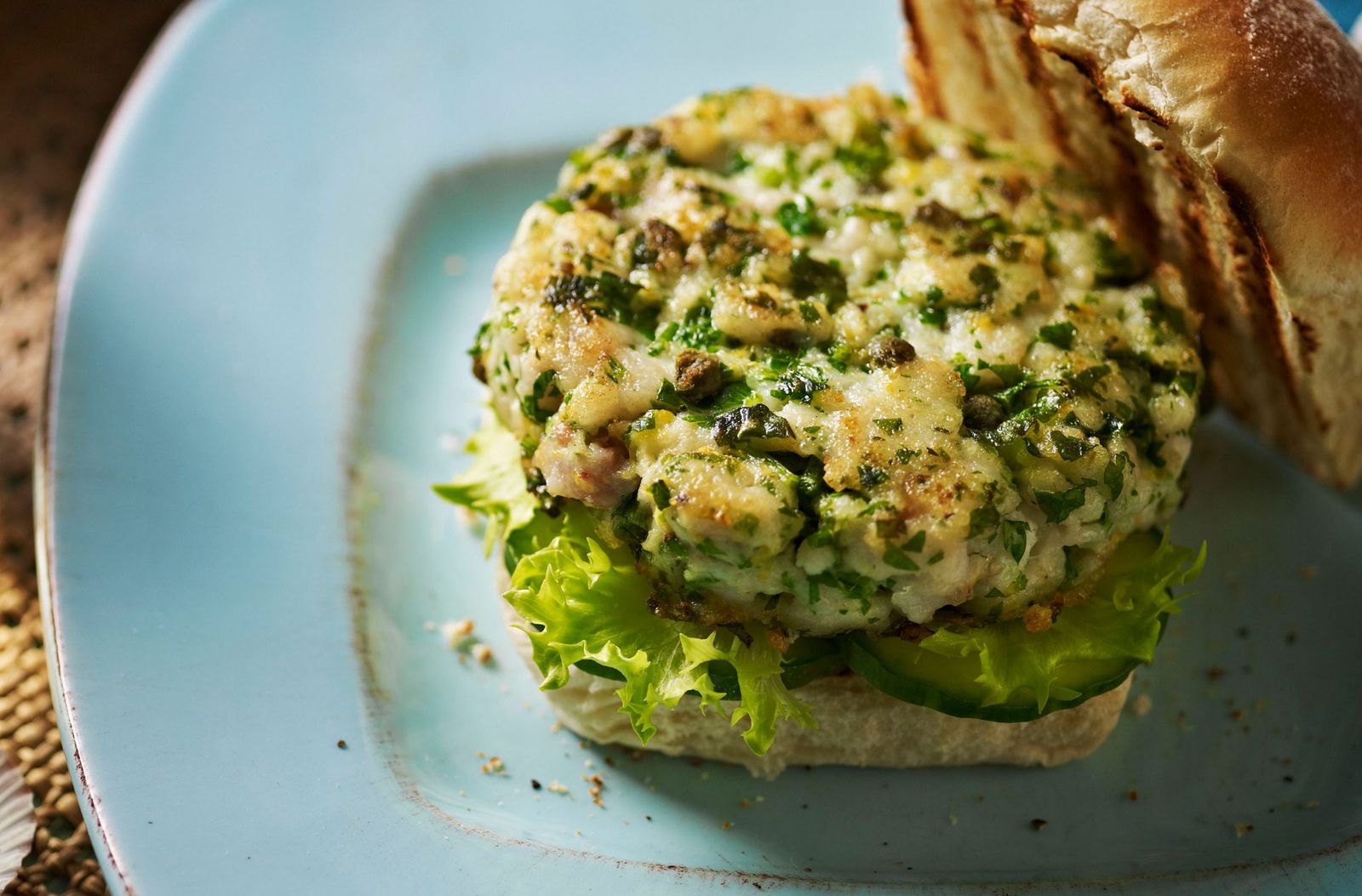 Fish burger | Brunch Recipes | GoodtoKnow