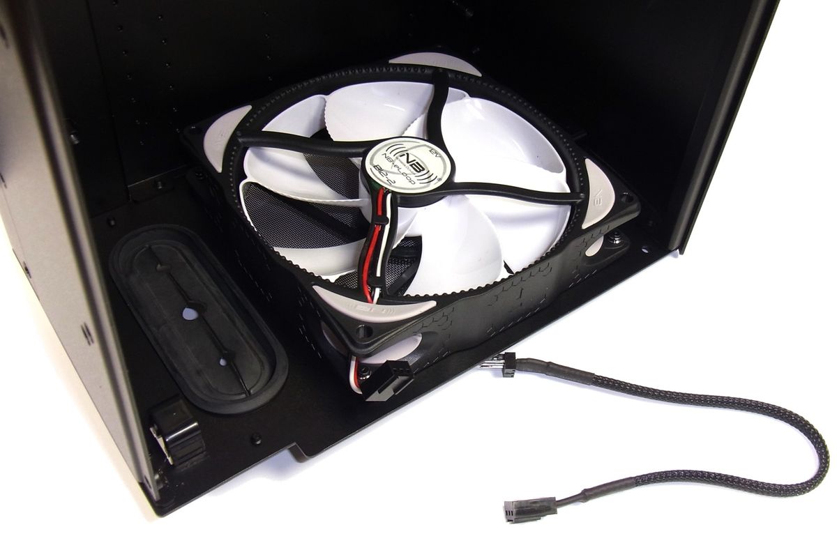 Fun With A Fan - Take The Train: Lian Li PC-CK101, Built, Tested, And ...