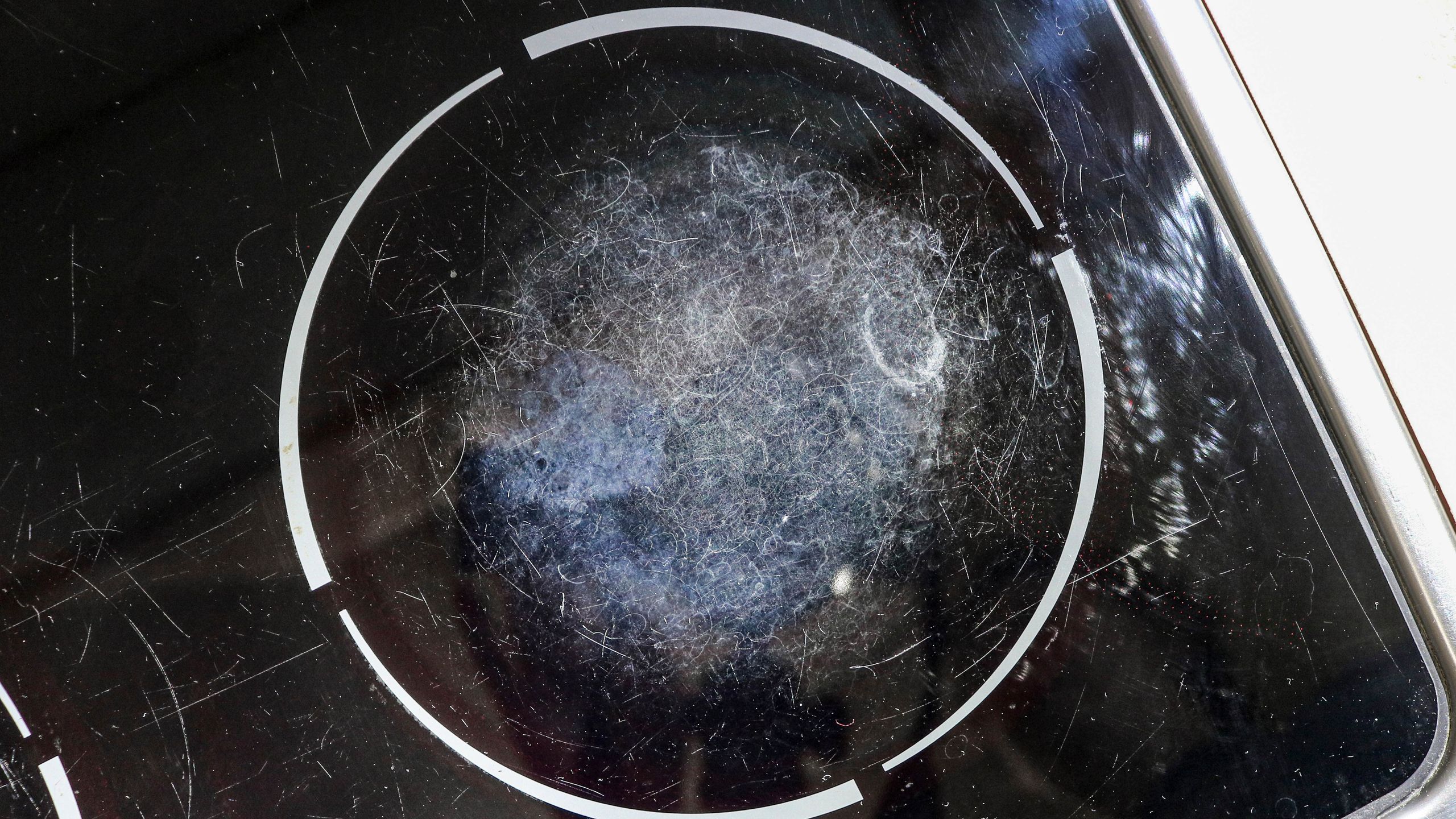 How to prevent scratches on your glass stove and keep it gleaming | Tom ...