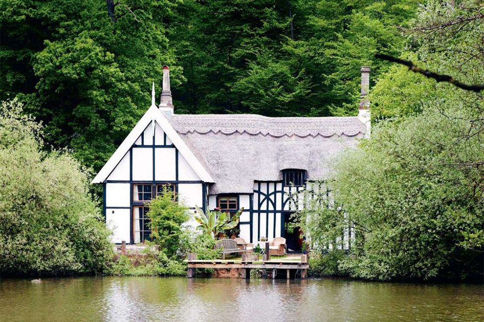 Listed buildings: an essential guide | Real Homes