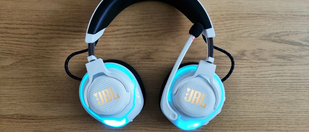 JBL Quantum 910P review - a must-have premium PS5 headset with a price ...