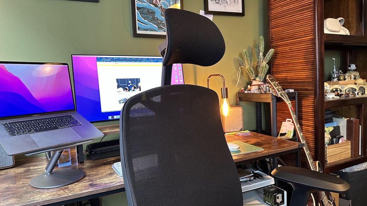 Herman Miller x Logitech G Vantum chair review: high-end comfort and ...