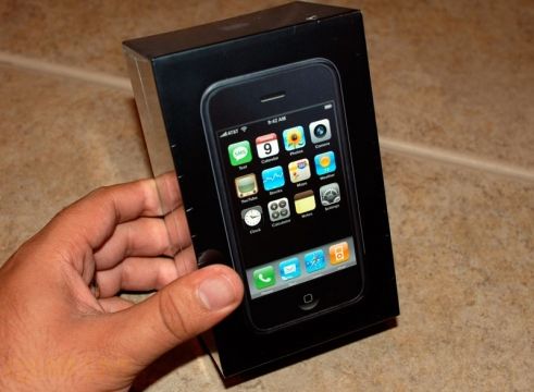 Apple and O2 launches £269 iPhone in the UK | IT Pro