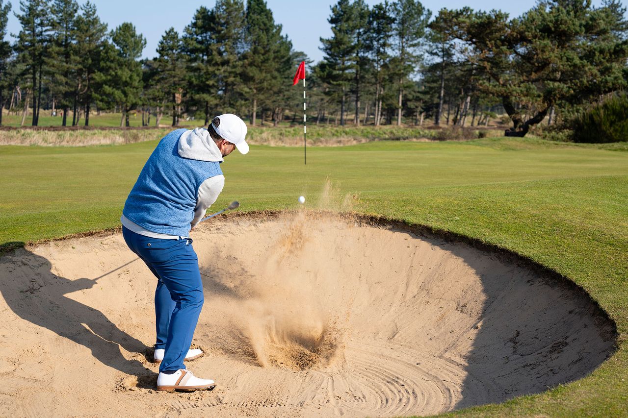 How To Play A Greenside Bunker Shot: Peter Finch Expert Tips | Golf Monthly