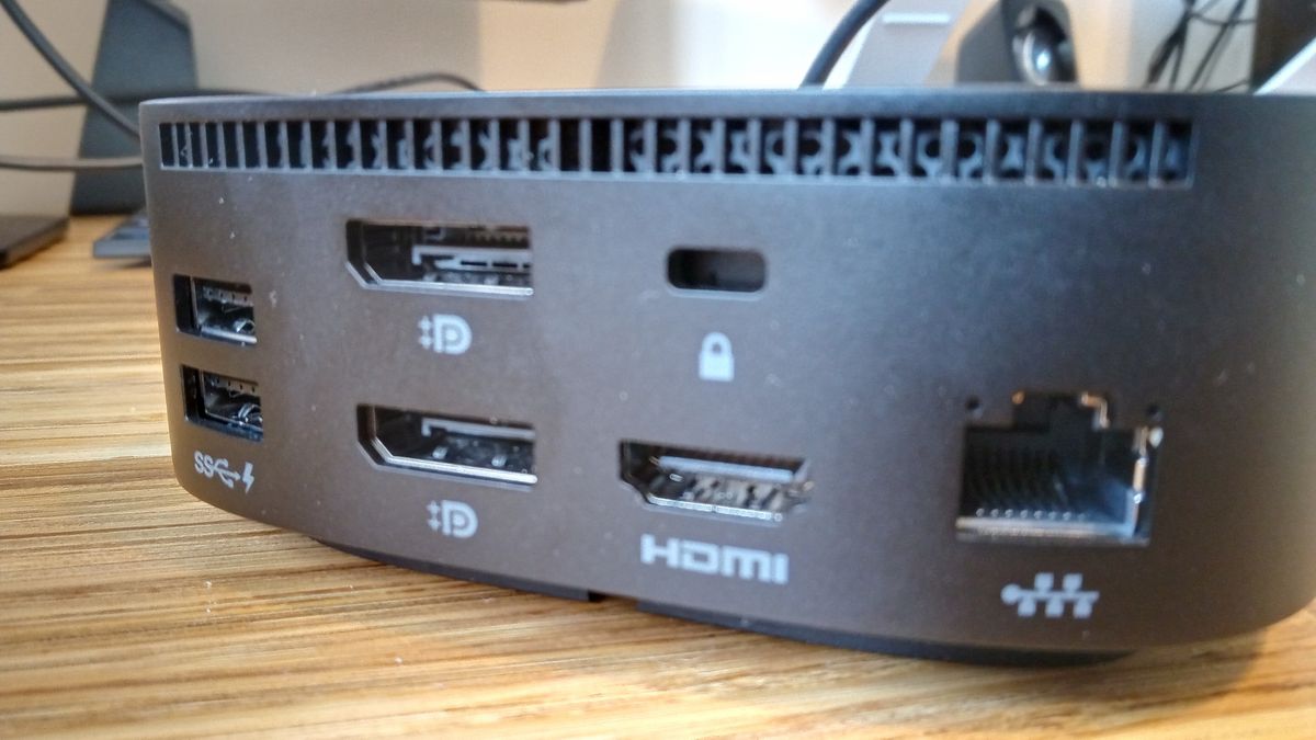 HP USB-C Dock G5 review: links up everything on your desk without a ...