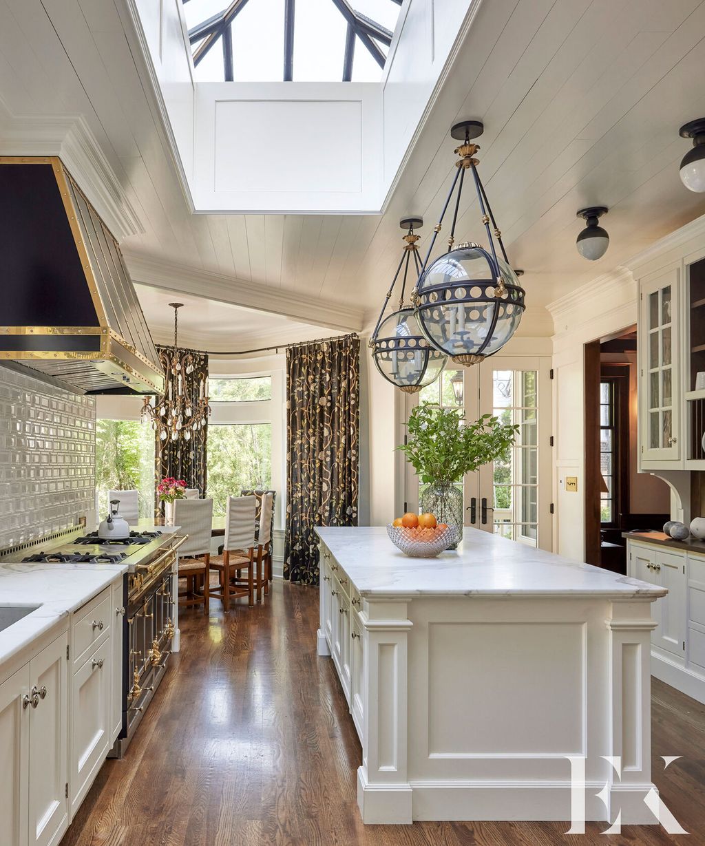 Kitchen window curtain ideas: 10 looks rich in texture and style ...