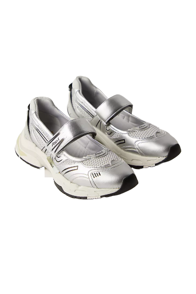 2025’s 6 Major Sneaker Trends Lean Into Unapologetic Personal Style ...