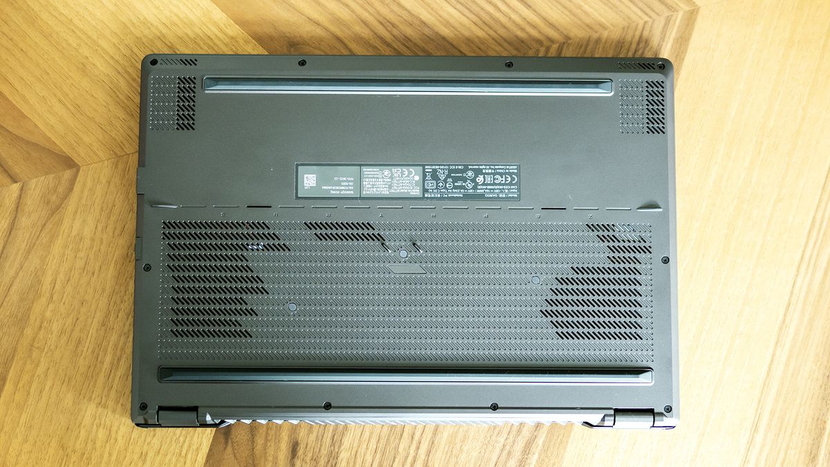 Asus ROG Zephyrus G15 Review: Admirably Portable Gaming | Tom's Hardware