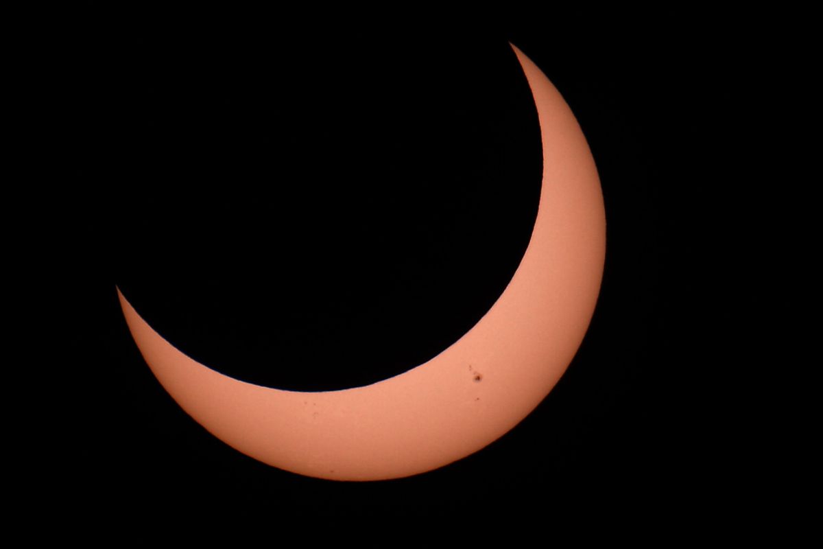 Amazing Solar Eclipse Pictures from Around the World: Page 2 | Space
