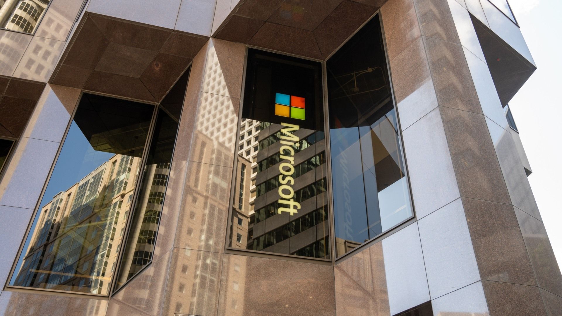 Microsoft discovers how most employees feel trapped in an infinite ...
