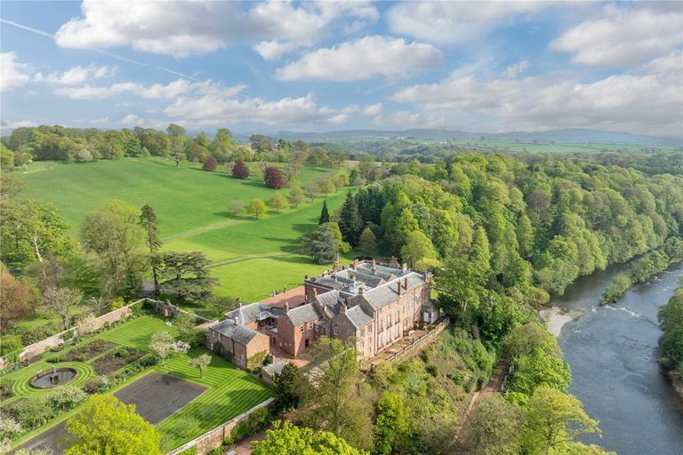 'One of Britain's greatest estates', complete with castle, river and ...