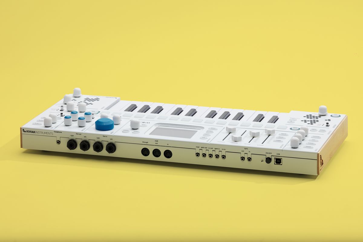 Kiviak Instruments WoFi, a "modern take" on classic keyboard samplers ...