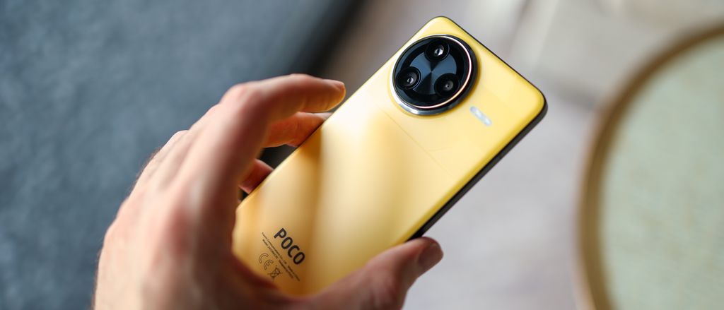 Poco F7 Ultra review: a surprise gaming and camera powerhouse | Digital ...