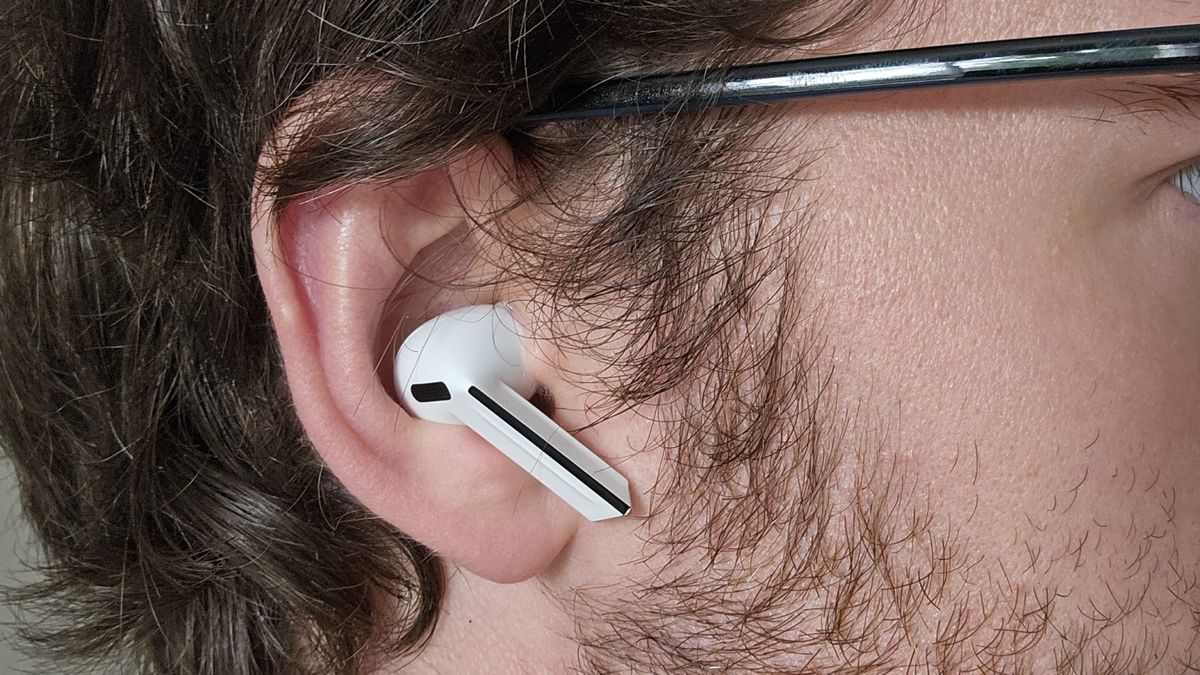 Samsung Galaxy Buds 3 Pro vs Google Pixel Buds Pro 2: which pro earbuds ...