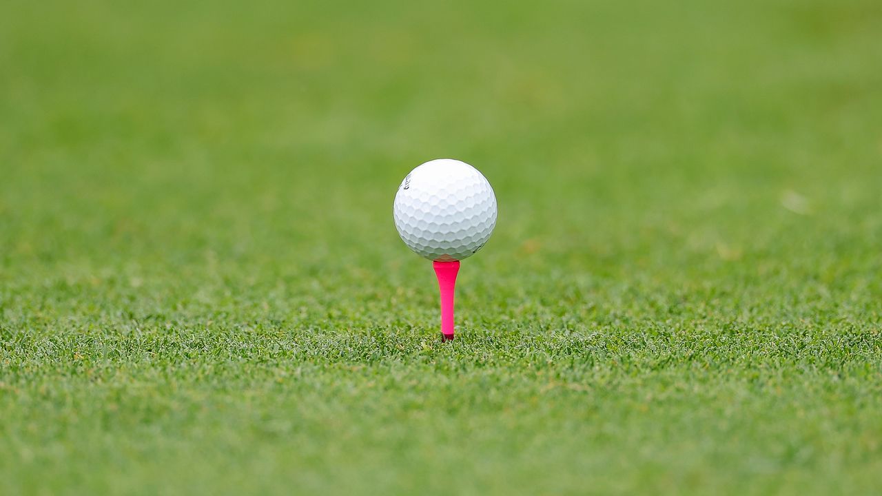 Rules of Golf: Plugged Lie - What to do when faced with this | Golf Monthly