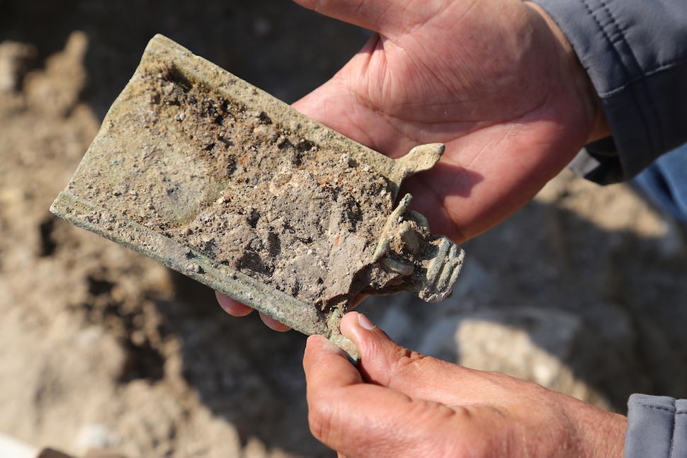 Photos: A Sacred Incense Shovel Unearthed in Israel | Live Science