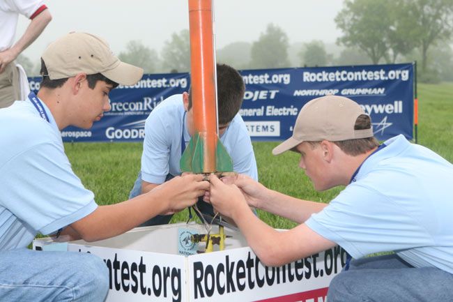 Teen Rocket Scientists Go For Launch in Huge Contest | Space