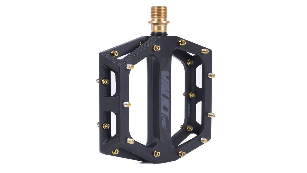 Best MTB flat pedals: trail, enduro and downhill | Bike Perfect