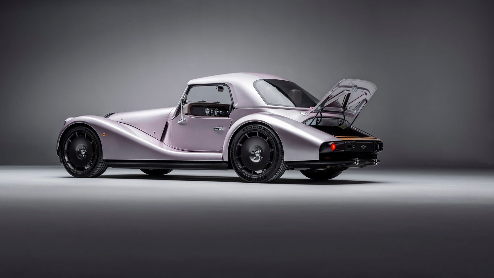 The new Morgan Supersport encapsulates the enduring appeal of a classic ...