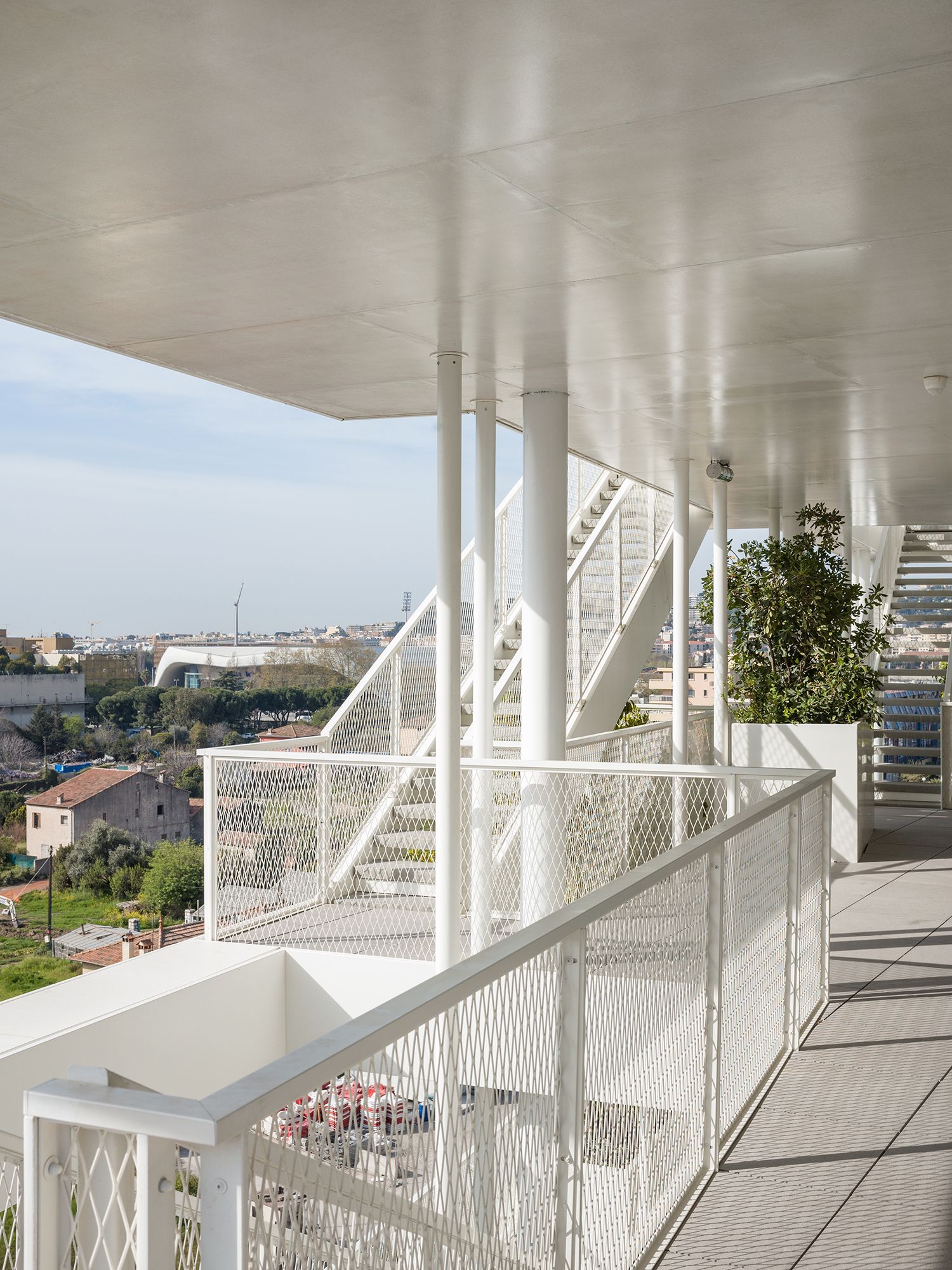 Dimitri Roussel and Nicolas Laisné design office building | Wallpaper