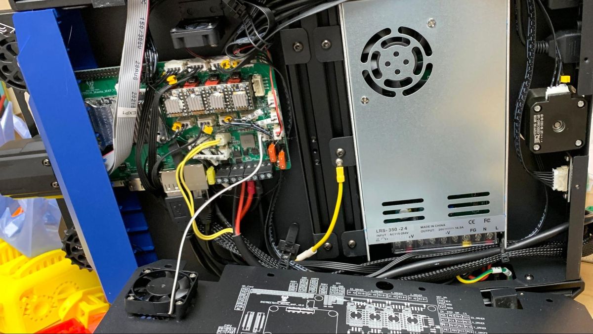 Biqu Hurakan Review: Fast Printing with Klipper | Tom's Hardware