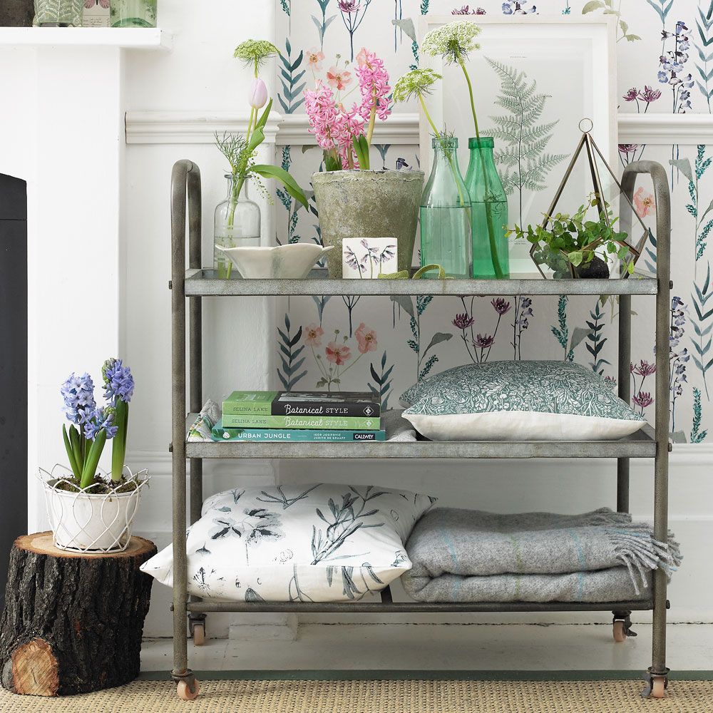 Botanical-inspired room schemes that invite florals and foliage into ...